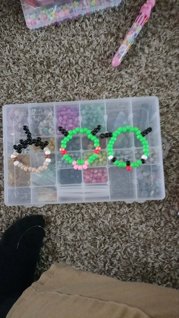 Some Kandi I made, most of these are pretty old TvT | General Kandi ...
